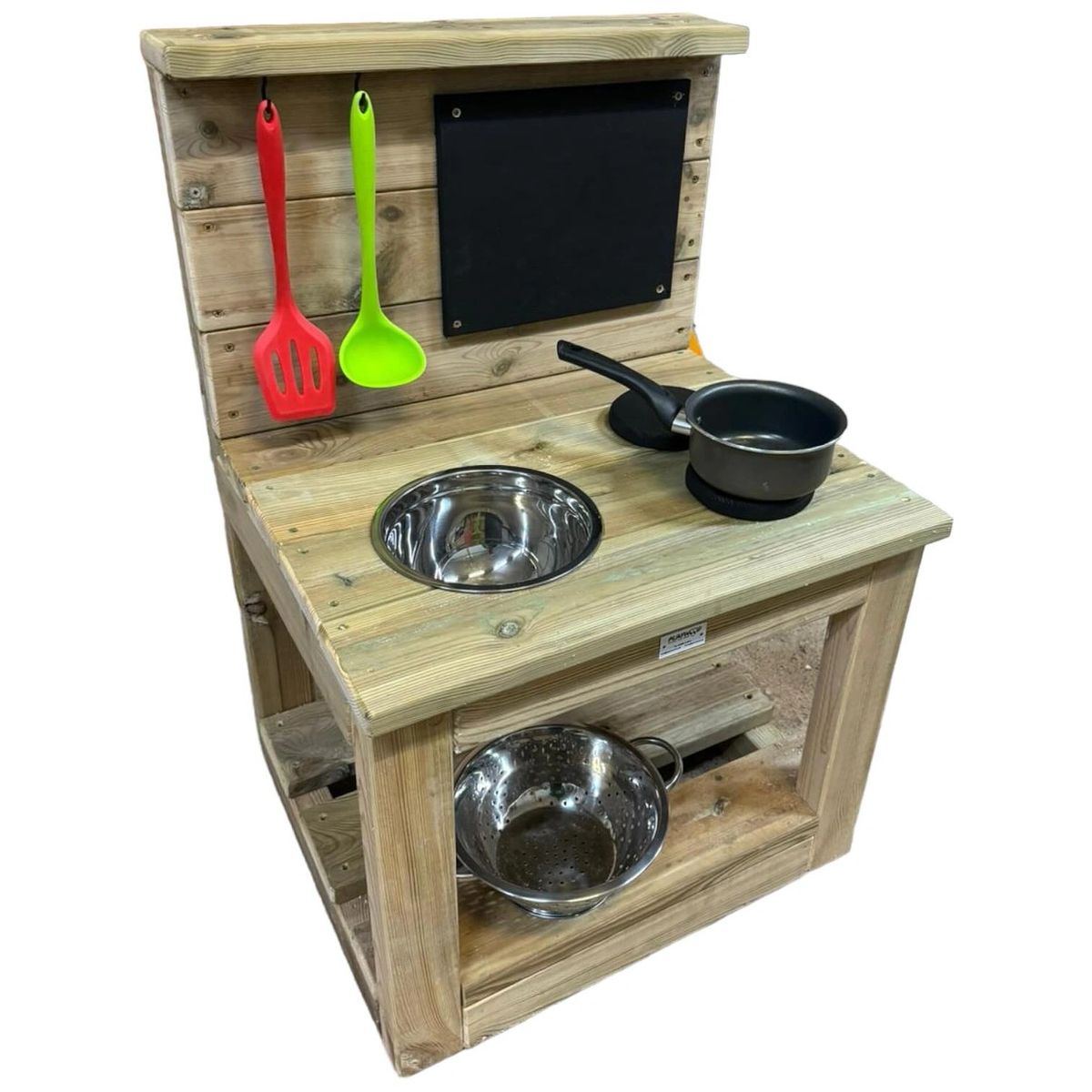 Mini Mud Kitchen